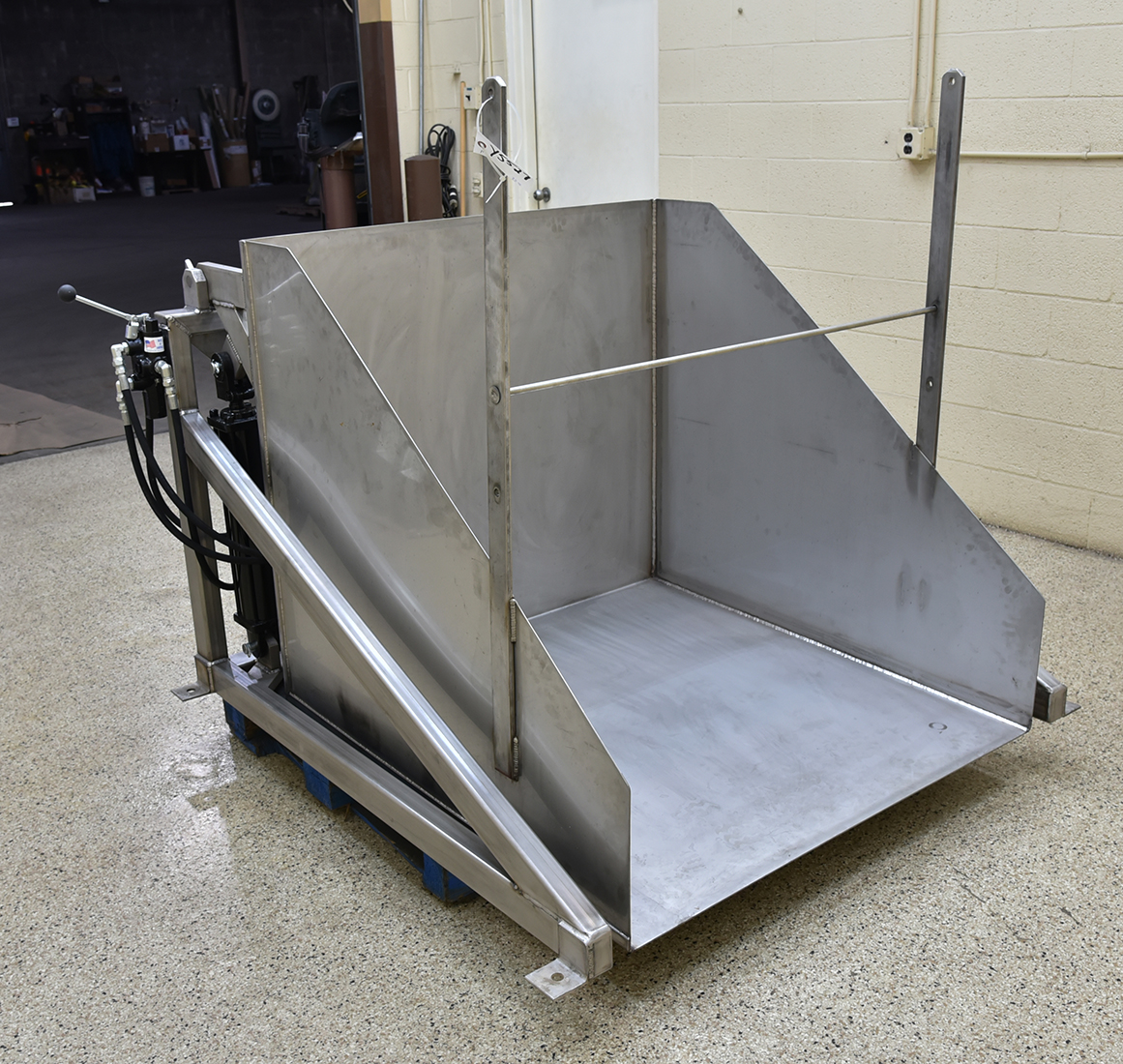 Alard BIN DUMPER, tote dumper, box tipper, food grade, stainless steel ...