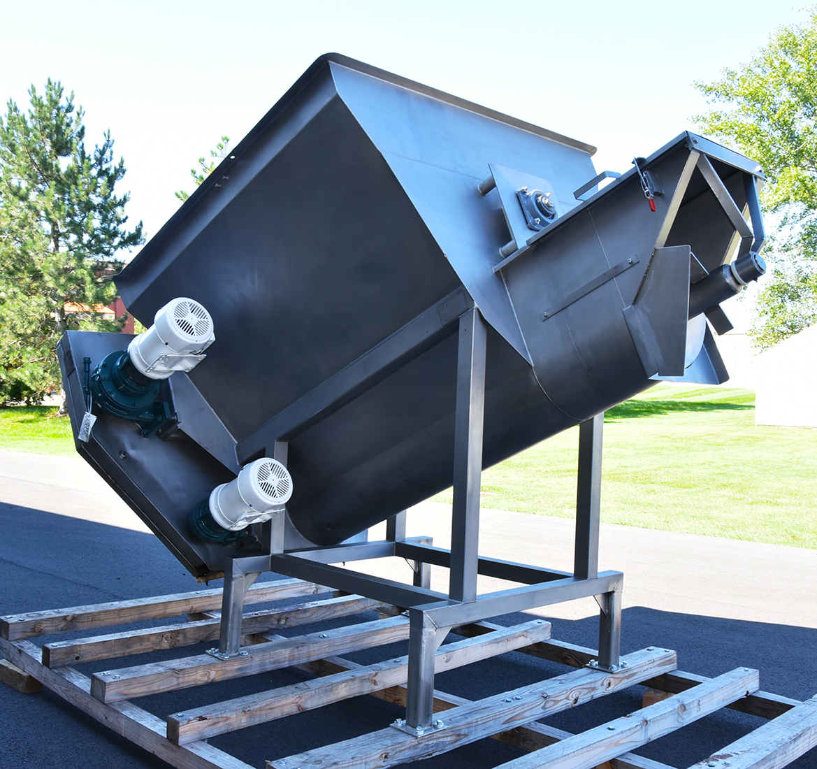 Agitated HOPPER over ELEVATING SCREW FEEDER, food grade sanitary ...